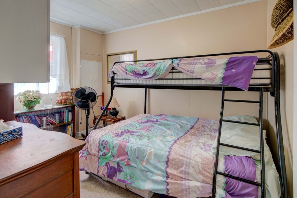 372 Murphy Road #100, Crosby Lake, Ontario Cottage for Sale - Westport ...