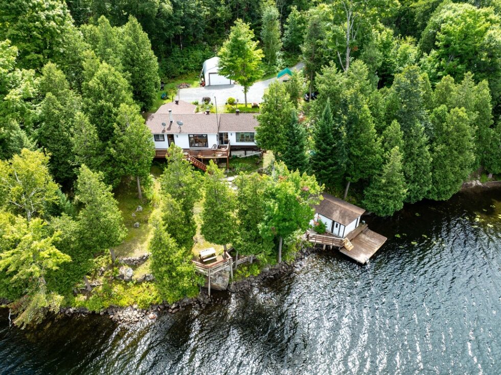 372 Murphy Road #100, Crosby Lake, Ontario Cottage for Sale - Westport ...